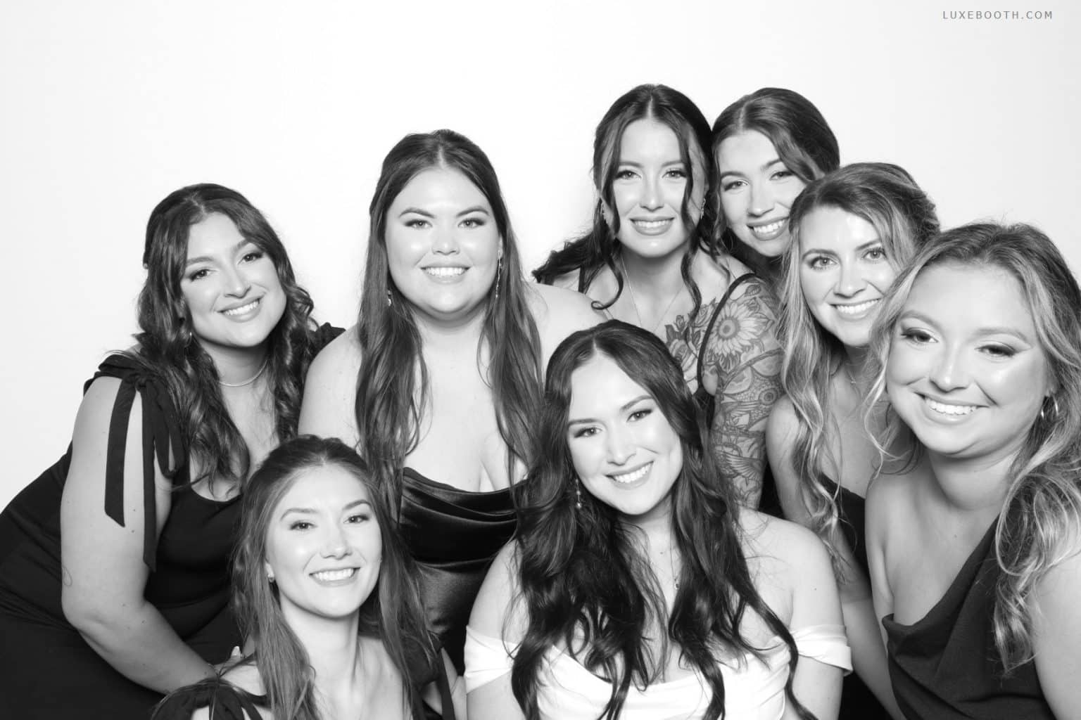 Black and White Photo Booth | Ultimate Glam - Luxe Booth | Photo Booth ...